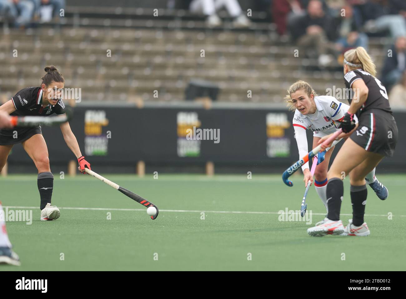 AMSTELVEEN, NETHERLANDS - APRIL 09 : Euro Hockey Leaque match between ...
