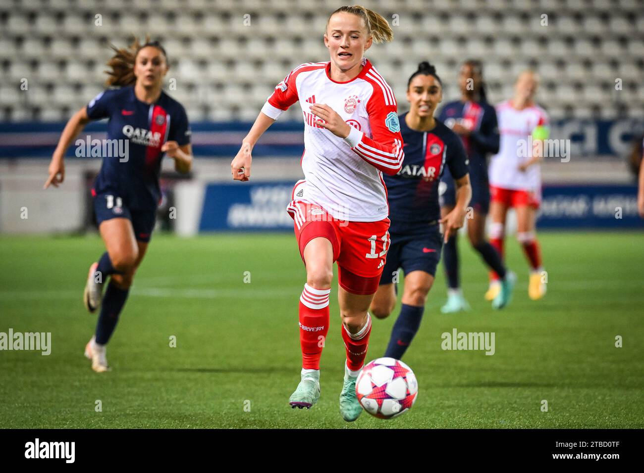 Paris, France. 23rd Nov, 2023. Lea SCHULLER of Bayern Munich during the ...