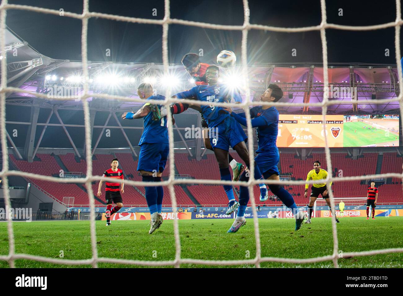 Wuhan, China's Hubei Province. 6th Dec, 2023. Lee Ho-Jae (top) of ...
