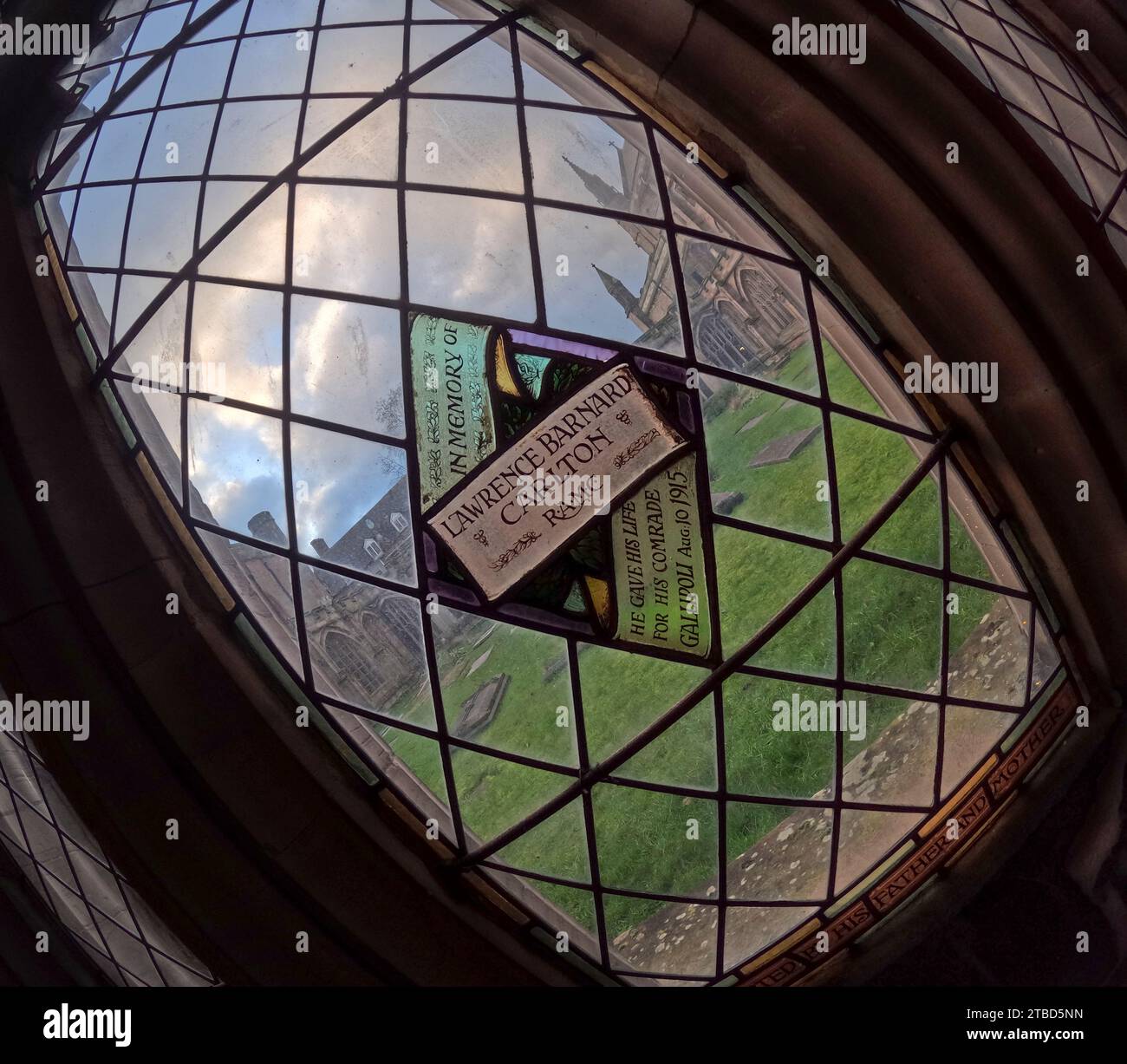 Worcester cathedral window hi-res stock photography and images - Alamy