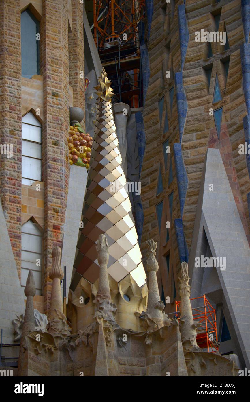 Sagrada Familia Antoni Gaudí architecture design church in Barcelona Catalunya Spain detail ...