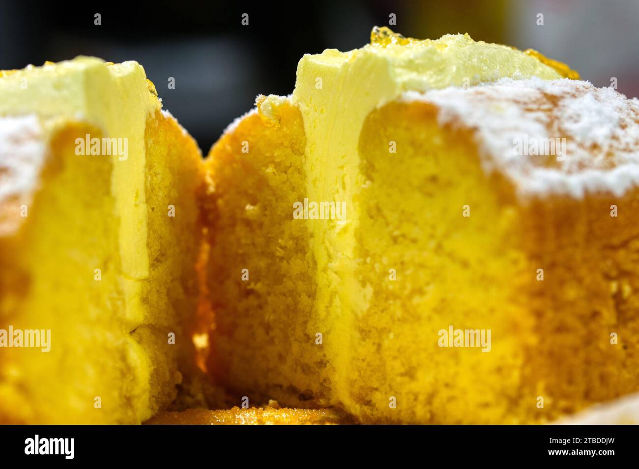 lemon sponge cake Stock Photo - Alamy