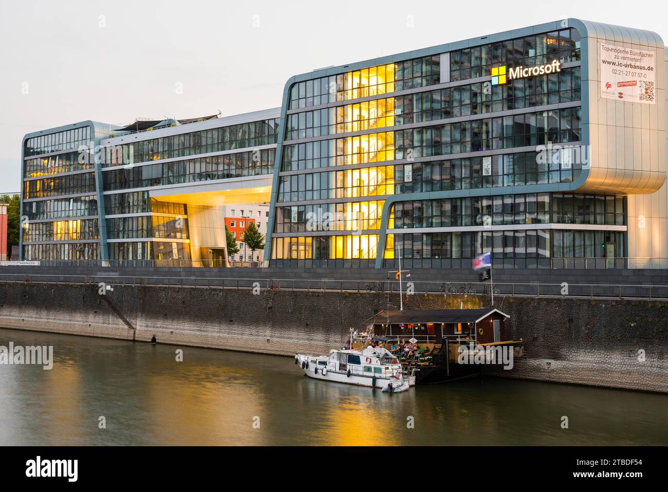 Microsoft building, RheinauArtOffice, Rheinauhafen, Cologne, North ...