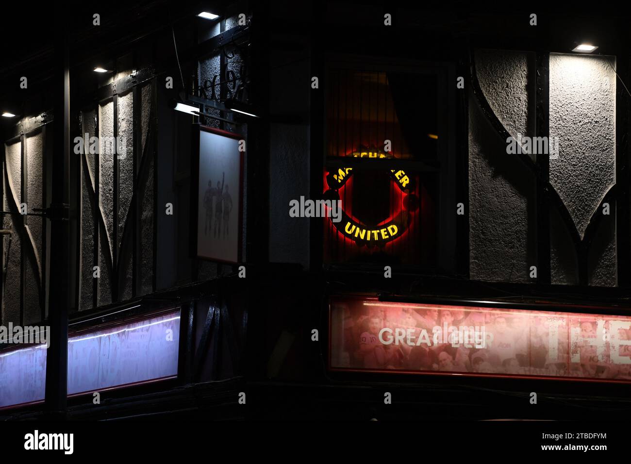 Old trafford general 2022 hi-res stock photography and images - Alamy