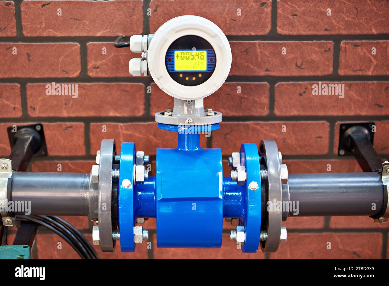 Electromagnetic flowmeter detector and water pipeline Stock Photo - Alamy
