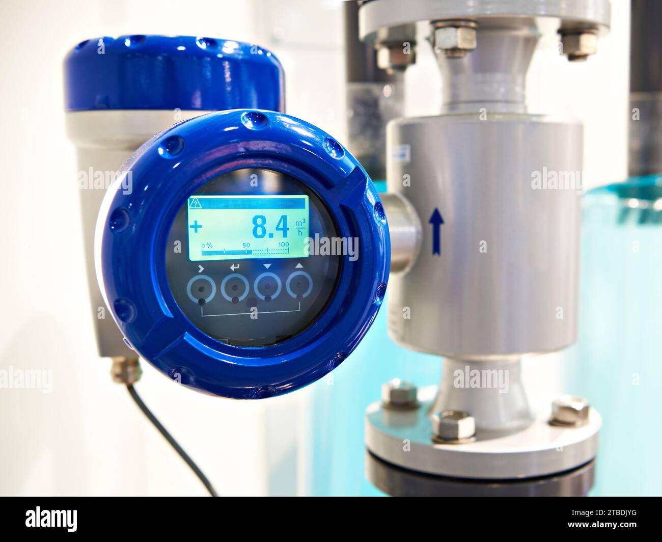 Electromagnetic flowmeter hi-res stock photography and images - Alamy