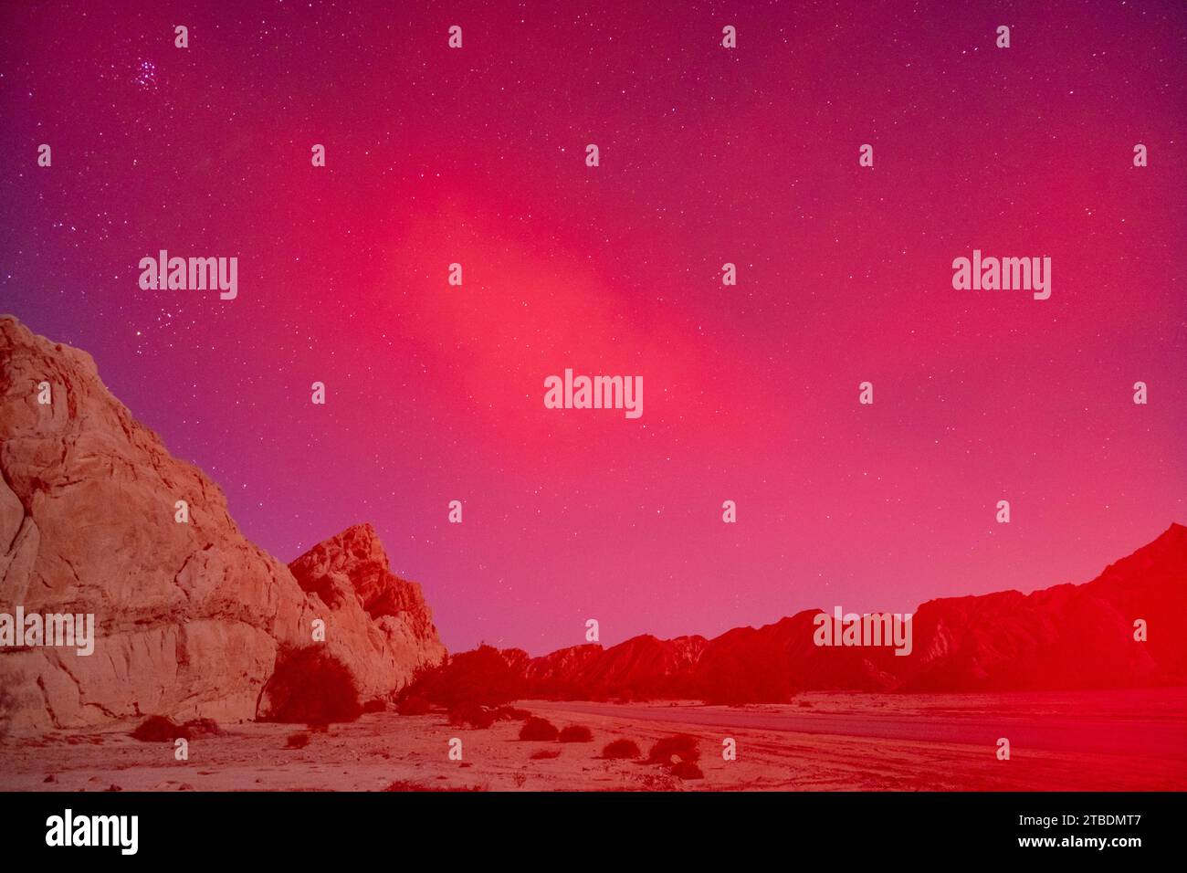 Desert night sky hi-res stock photography and images - Alamy