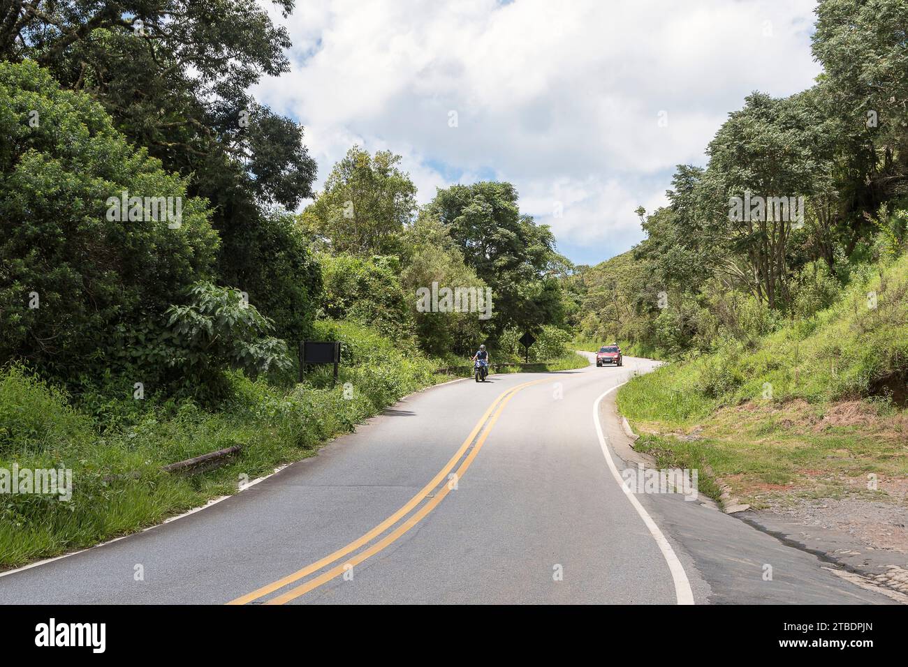 Cunha city to Paraty city road. Former Golden Path or Royal Road ...