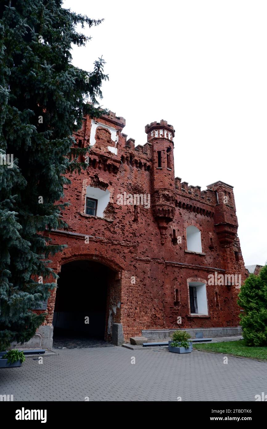 The Kholm Gate of the Brest Fortress is one of the main symbols. Brest ...