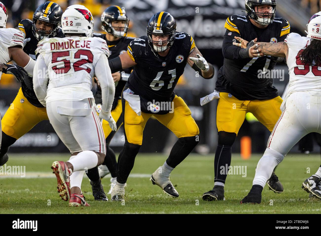 Pittsburgh Steelers center Mason Cole (61) blocks during an NFL ...
