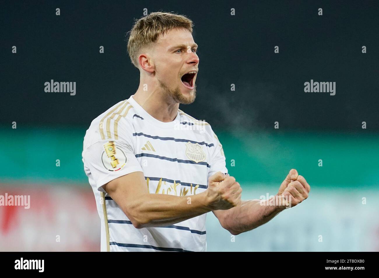 06 December 2023, Saarland, Saarbrücken: Soccer: DFB Cup, 1. FC ...