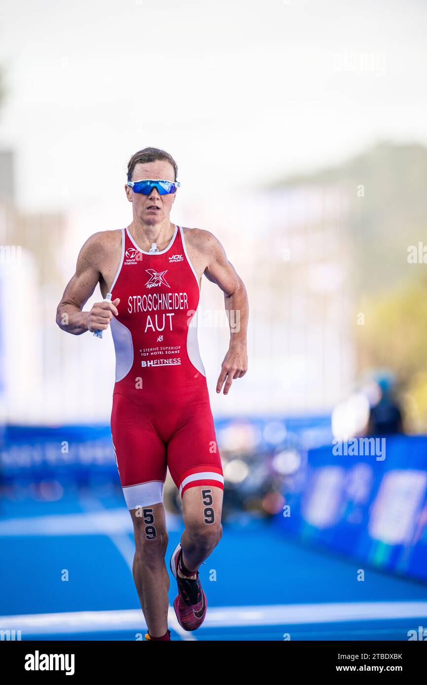 Tanja Stroschneider running in Pontevedra in the 2023 World Triathlon ...