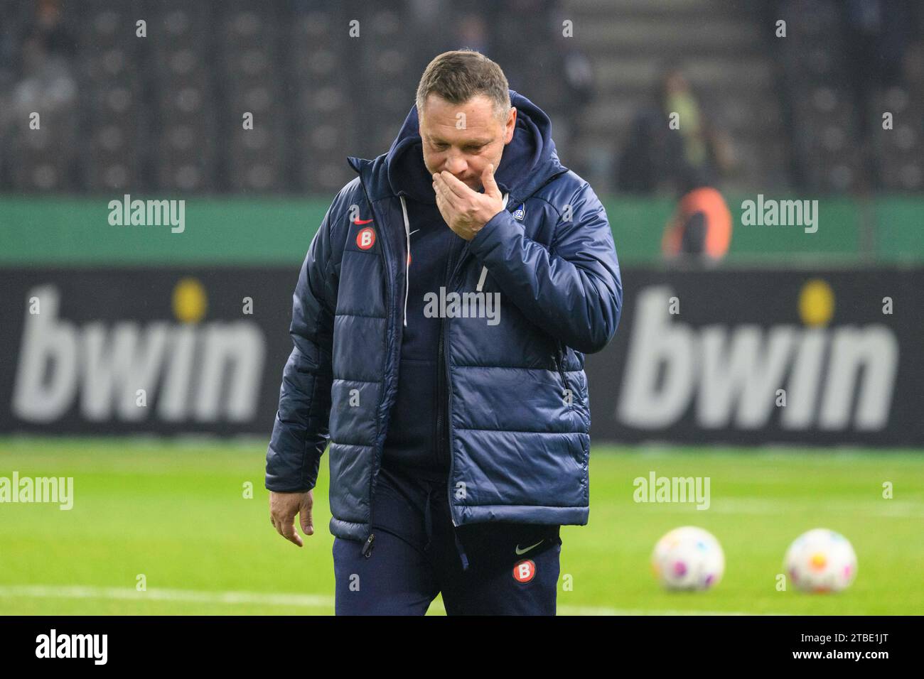 Berlin, Deutschland. 06th Dec, 2023. Pal Dardai (Hertha BSC Trainer ...