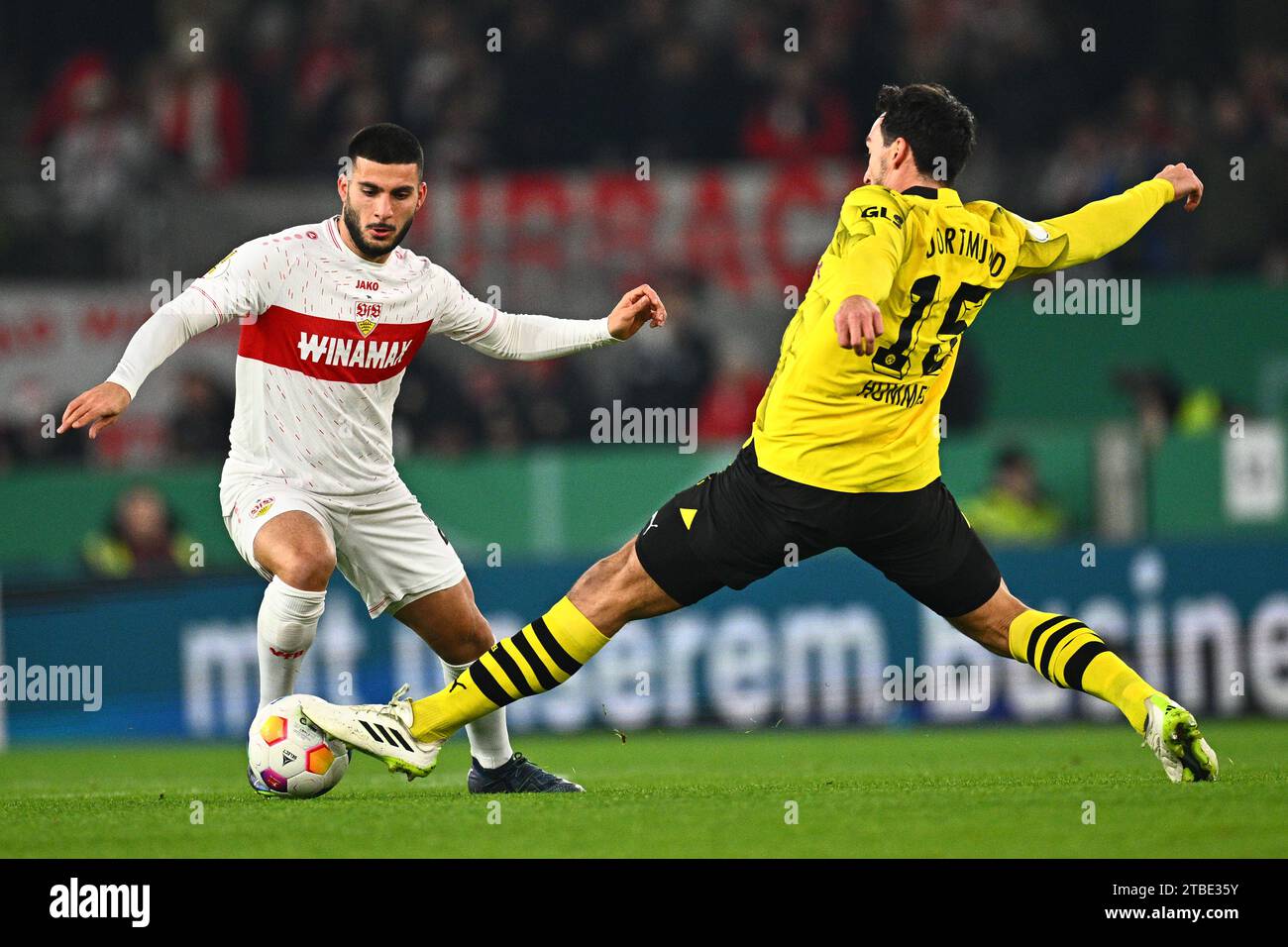 Stuttgart, Germany. 06th Dec, 2023. Soccer: DFB Cup, VfB Stuttgart ...