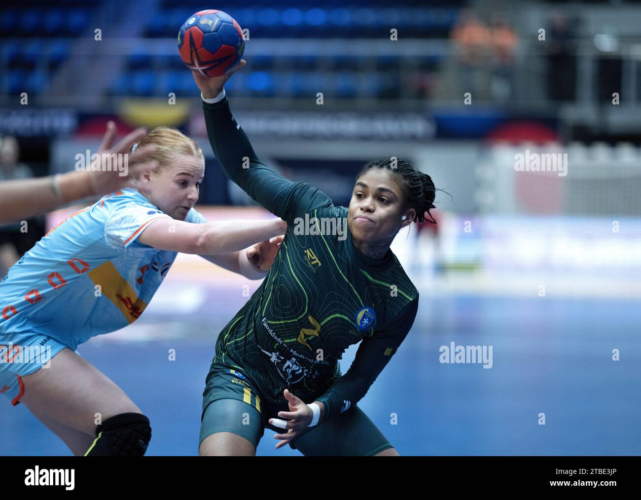 Bruna almeida de paula hi-res stock photography and images - Alamy