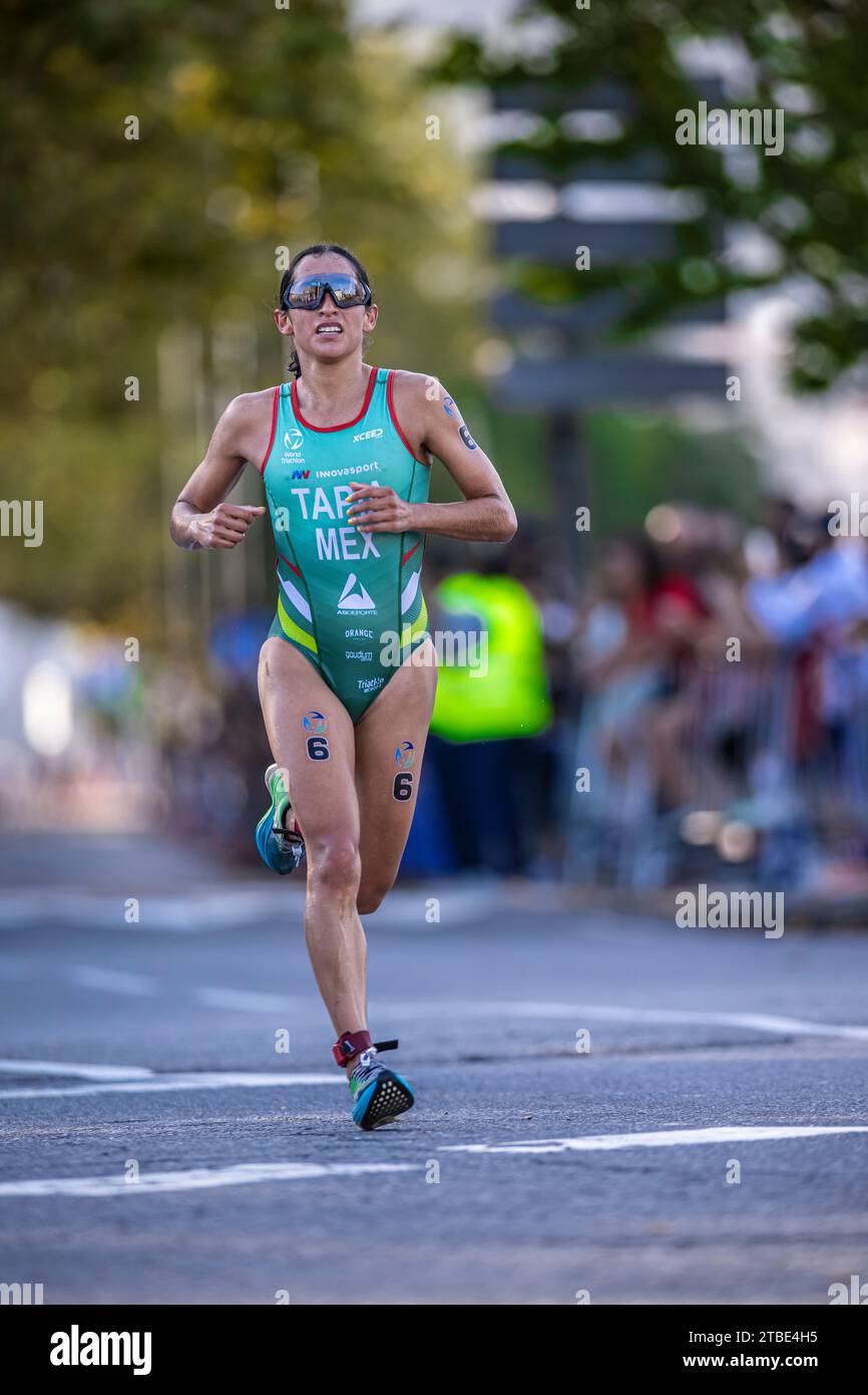 Rosa Maria Tapia Vidal running in Pontevedra in the 2023 World ...