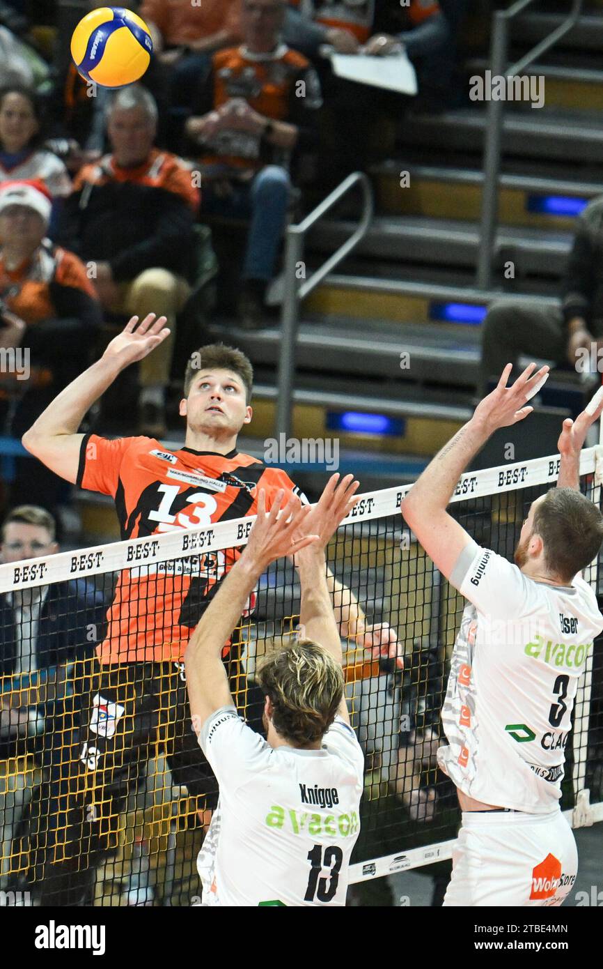 Berlin, Deutschland 06. Dezember 2023: DVV Pokal - 1/2 Finale - 2023/ ...