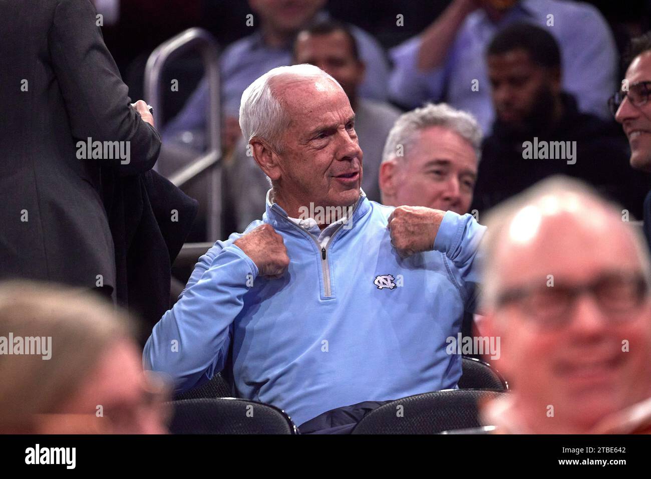 Former North Carolina Tar Heels head coach Roy Williams during the ...