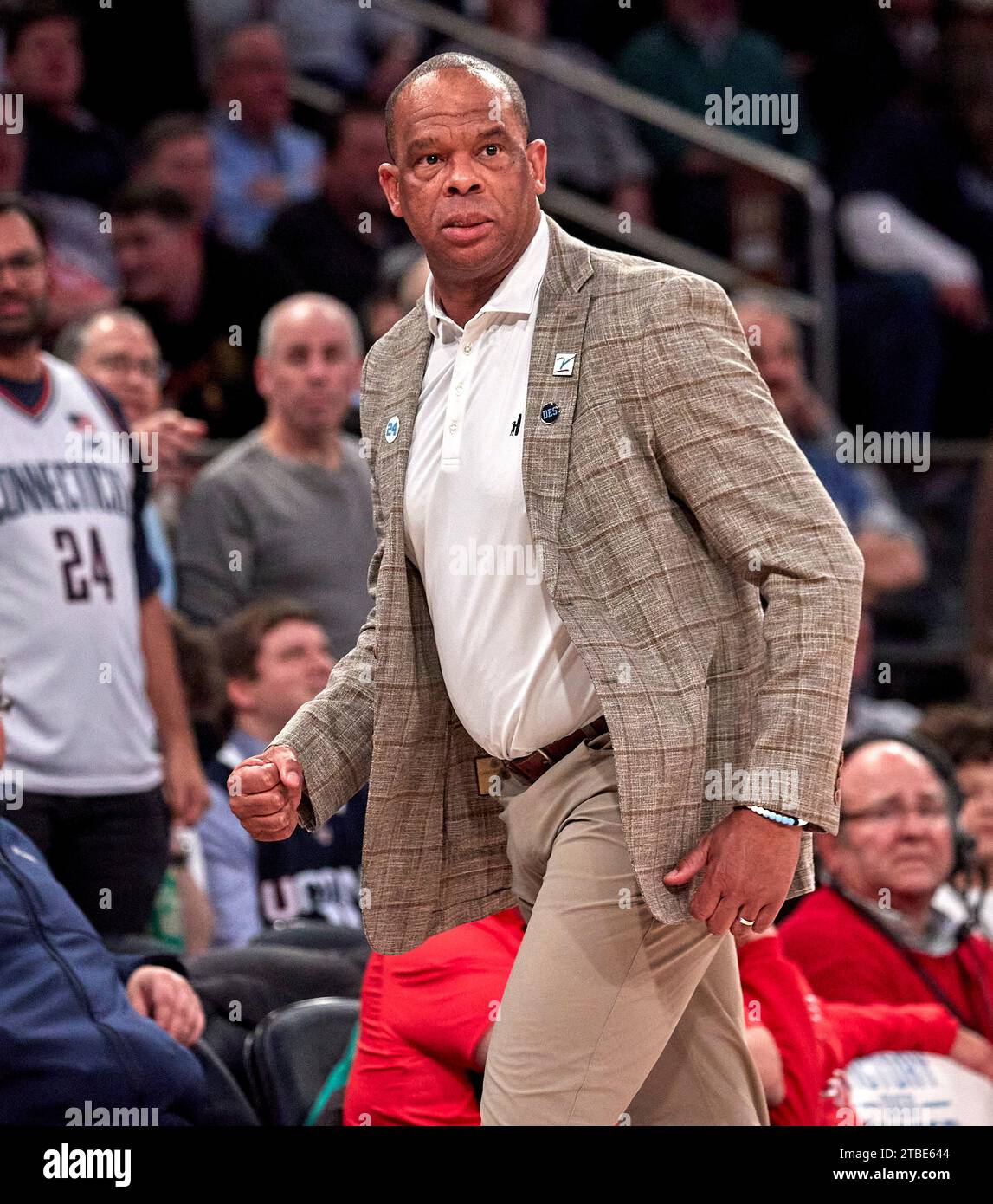 North Carolina Tar Heels head coach Hubert Davis during the Jimmy V ...