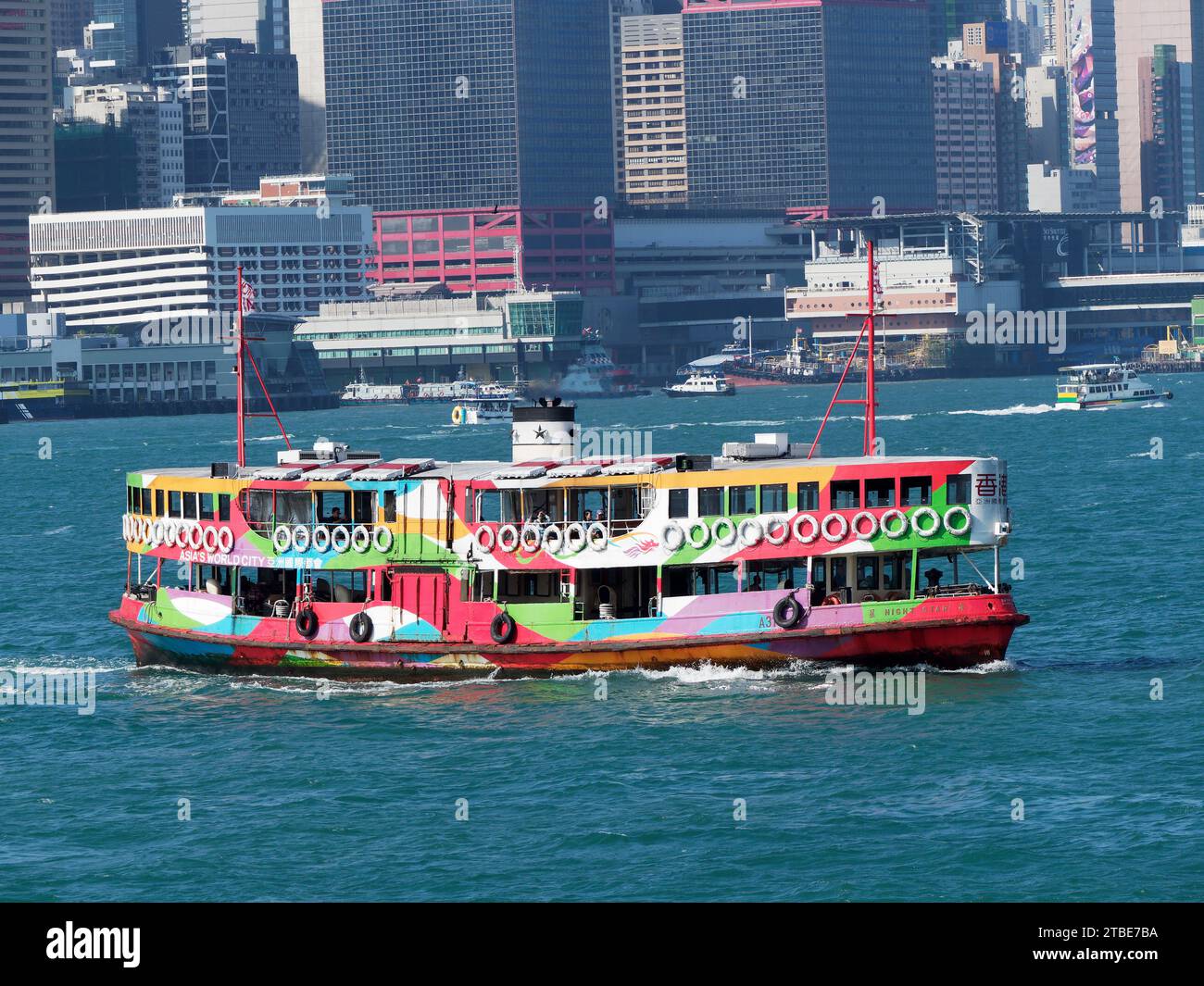 Hong kong chinese ferries ships hi-res stock photography and images - Alamy