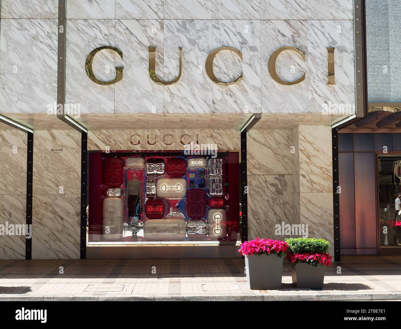 Gucci shop hi-res stock photography and images - Alamy