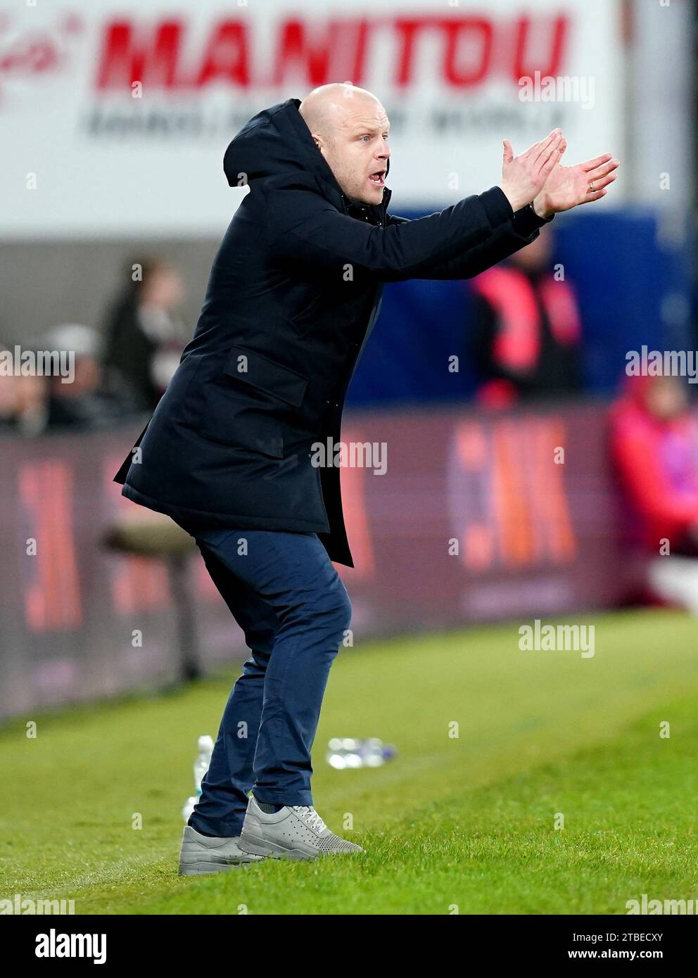 Heart of Midlothian manager Steven Naismith during the cinch ...