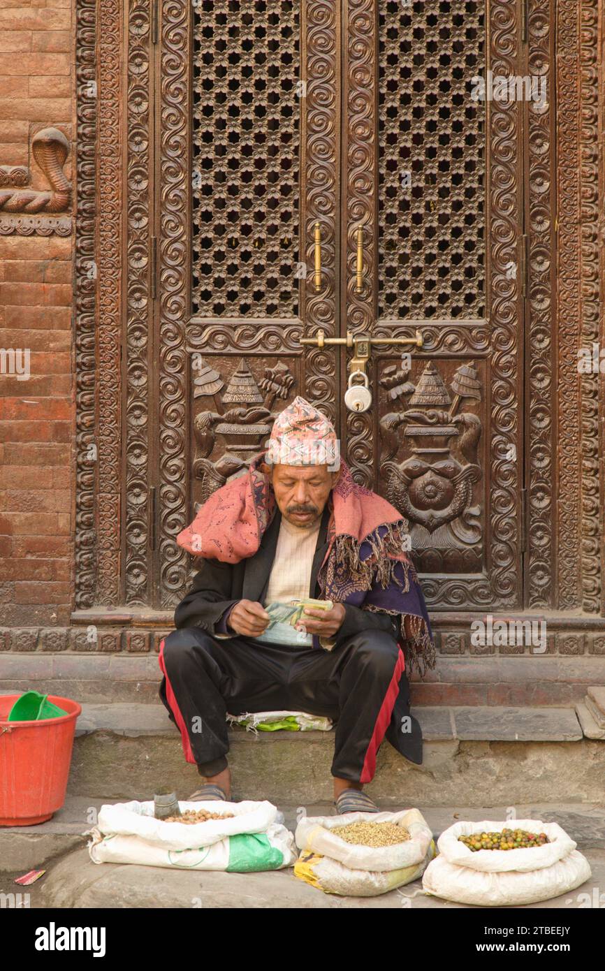 Nepal, Kathmandu, street market, vendor, people Stock Photo - Alamy