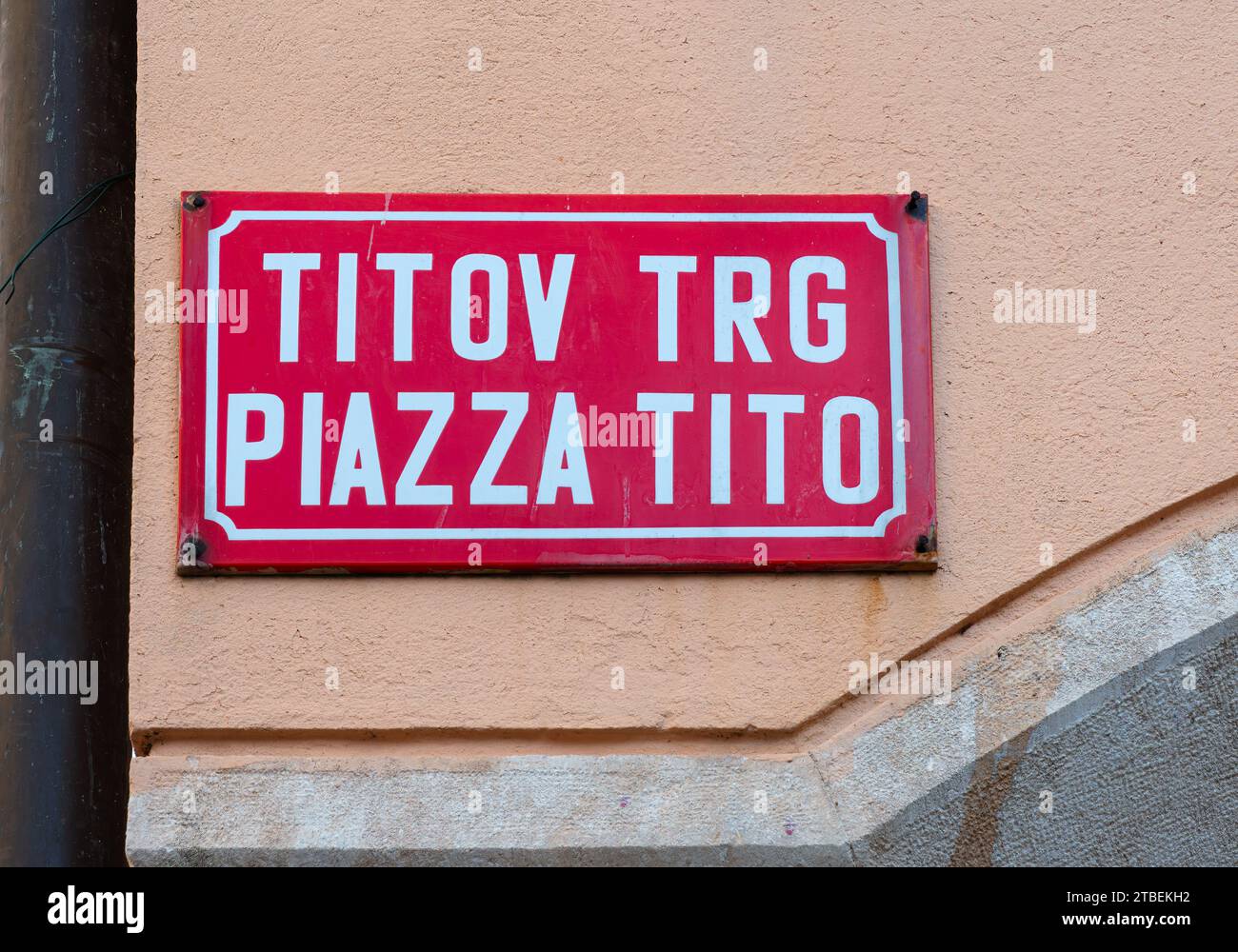 Koper, Slovenia - November 8, 2023: Bilingual slovenian and italian ...