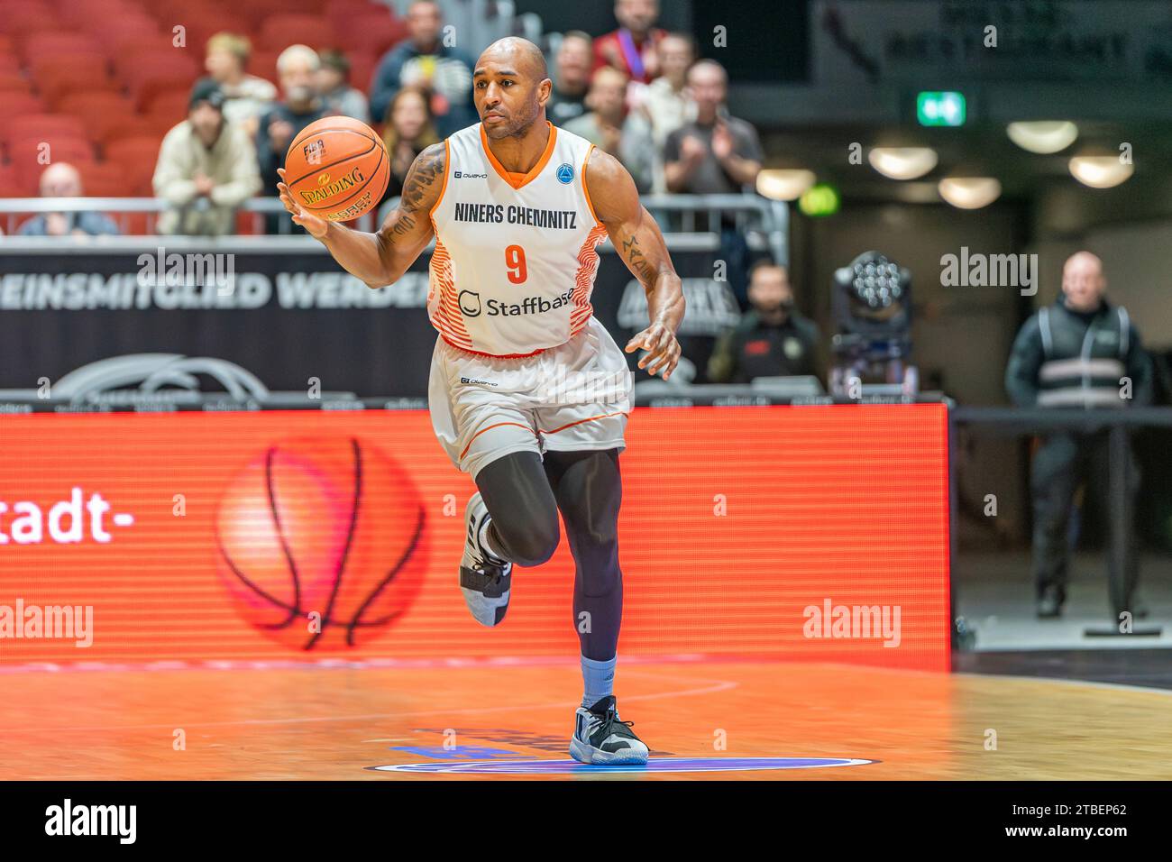 Chemnitz, Deutschland 06. Dezember 2023: FIBA Europe Cup - 2023/2024 ...