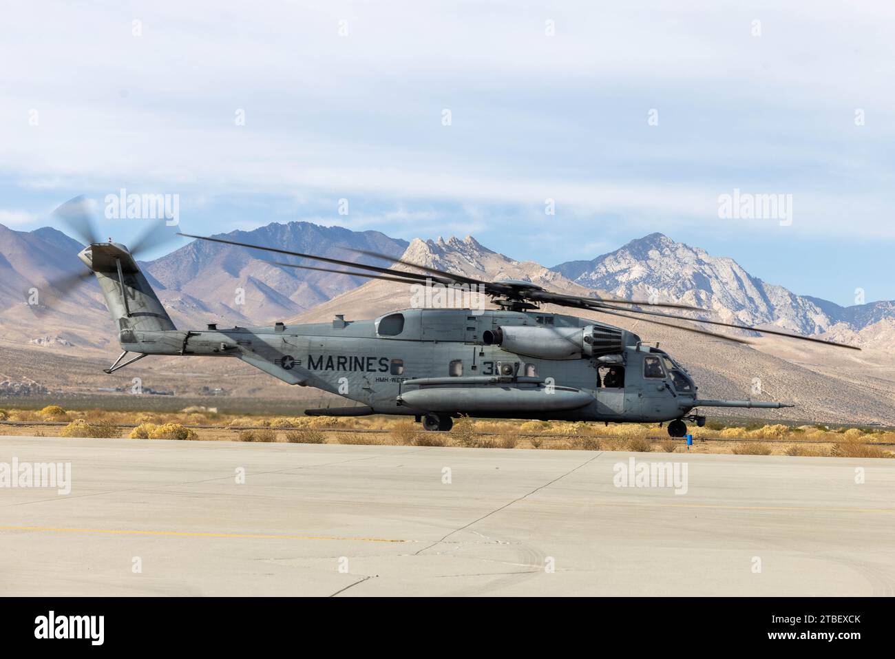 A U.S. Marine Corps CH-53E Super Stallion helicopter with Marine Heavy ...