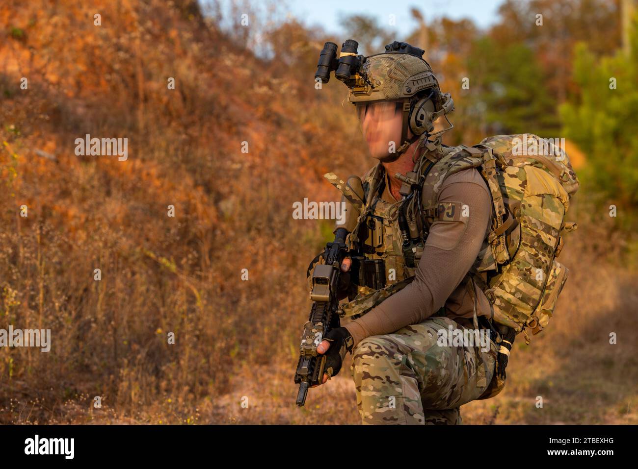 Special Tactics Airmen assigned to 123rd Special Tactics Squadron and ...