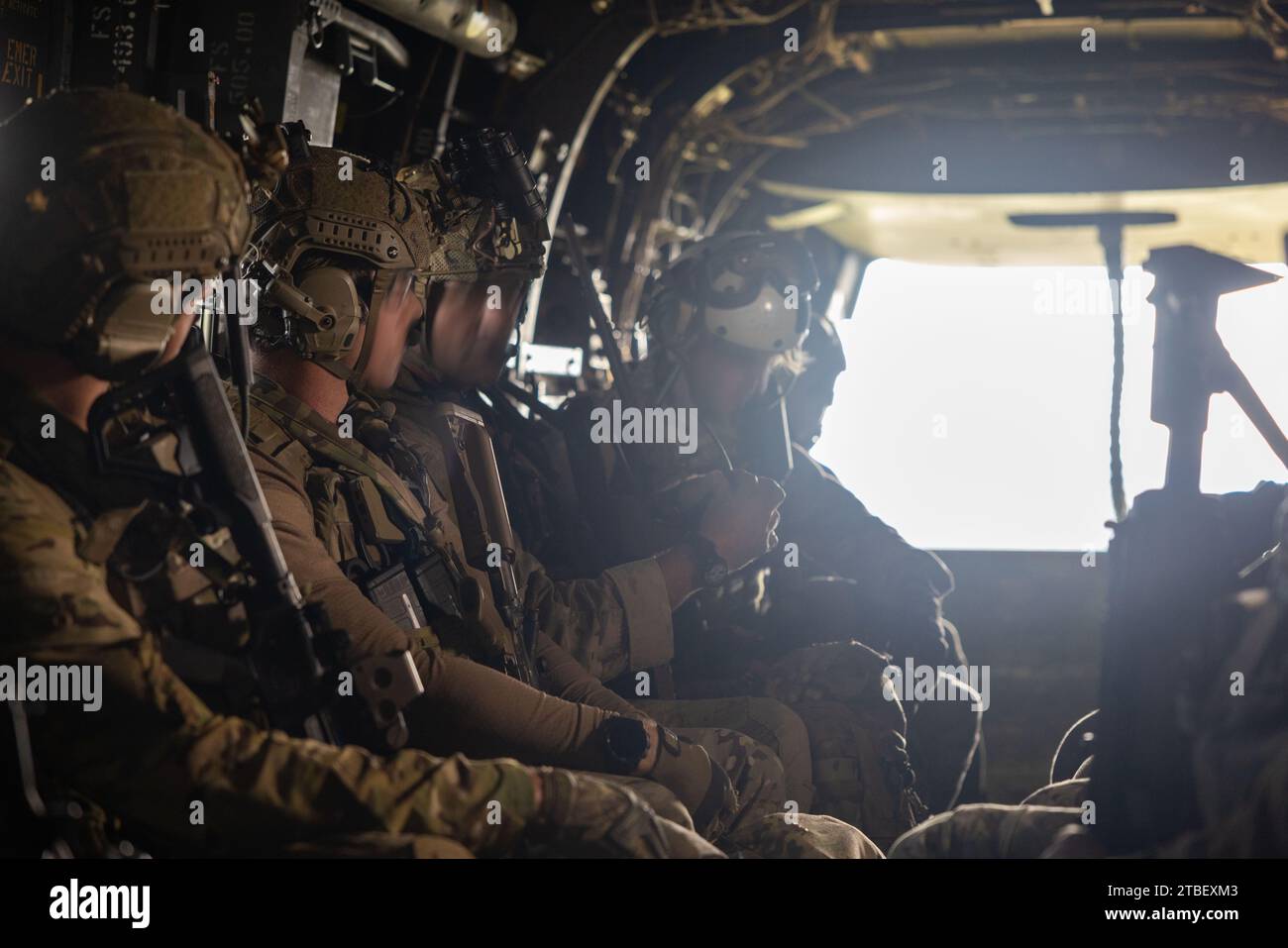 Special Tactics Airmen assigned to 123rd Special Tactics Squadron and ...
