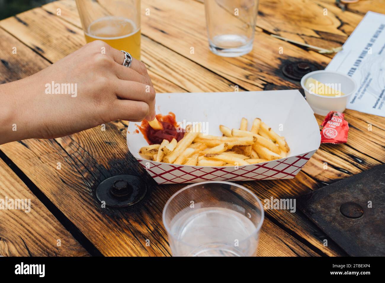 Ketchup dipping hi-res stock photography and images - Alamy