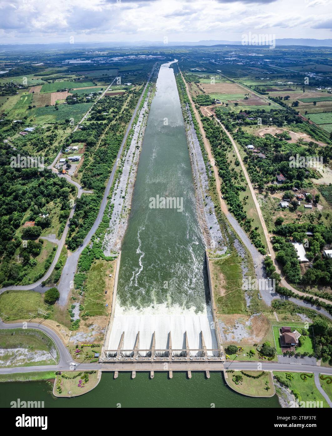 Aerial view of Pasak Chonlasit Dam in Lopburi, thailand Stock Photo - Alamy