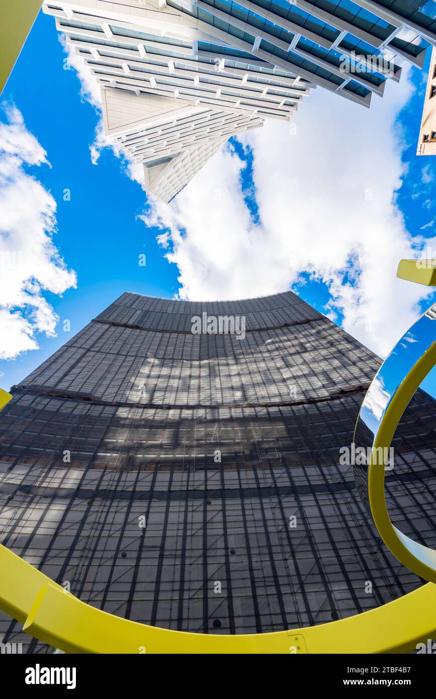 6 story building hi-res stock photography and images - Alamy