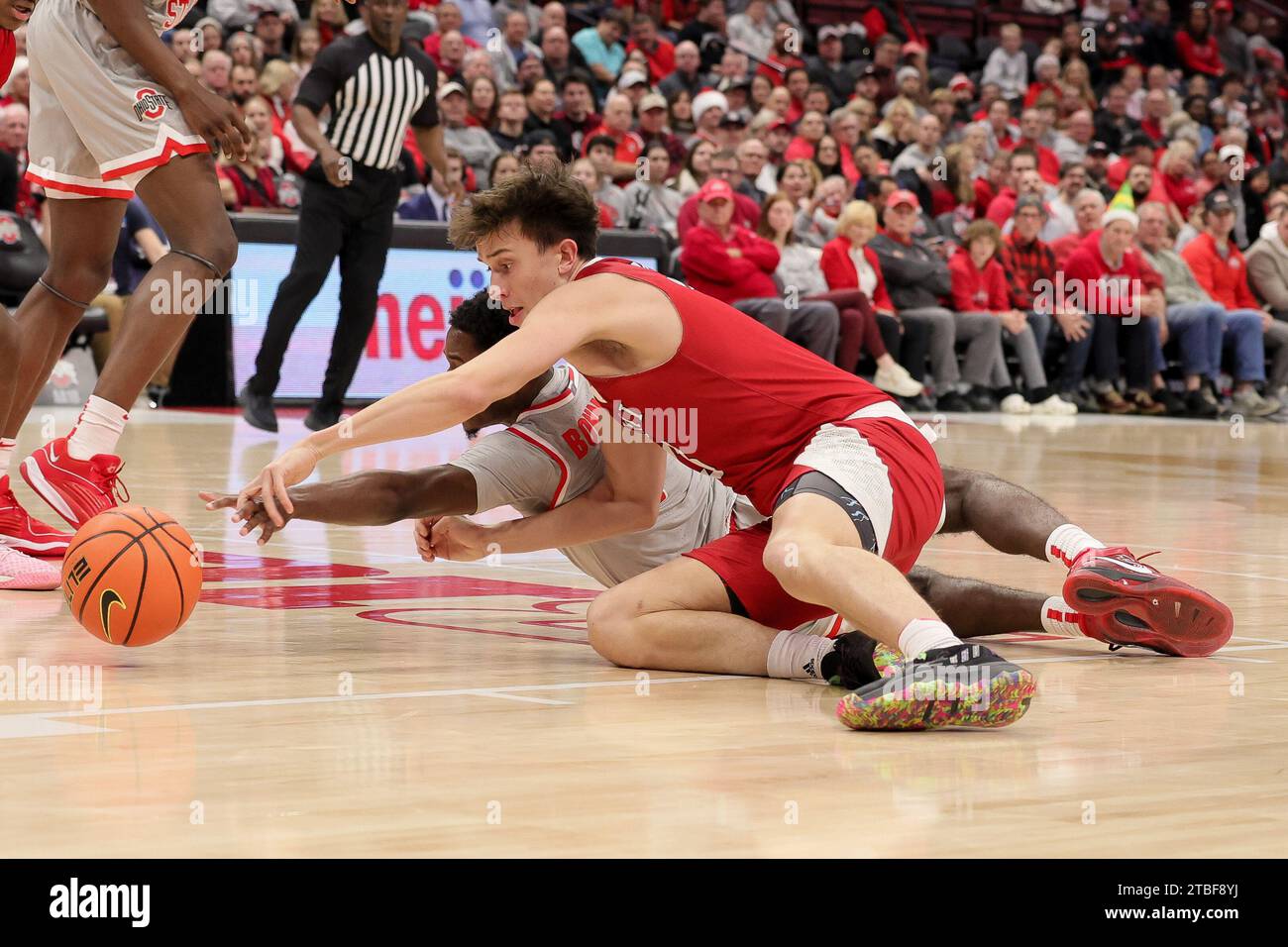 Columbus, Ohio, USA. 6th Dec, 2023. Ohio State Buckeyes guard Dale ...