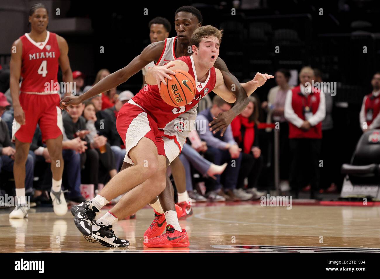 Columbus, Ohio, USA. 6th Dec, 2023. Ohio State Buckeyes guard Scotty ...
