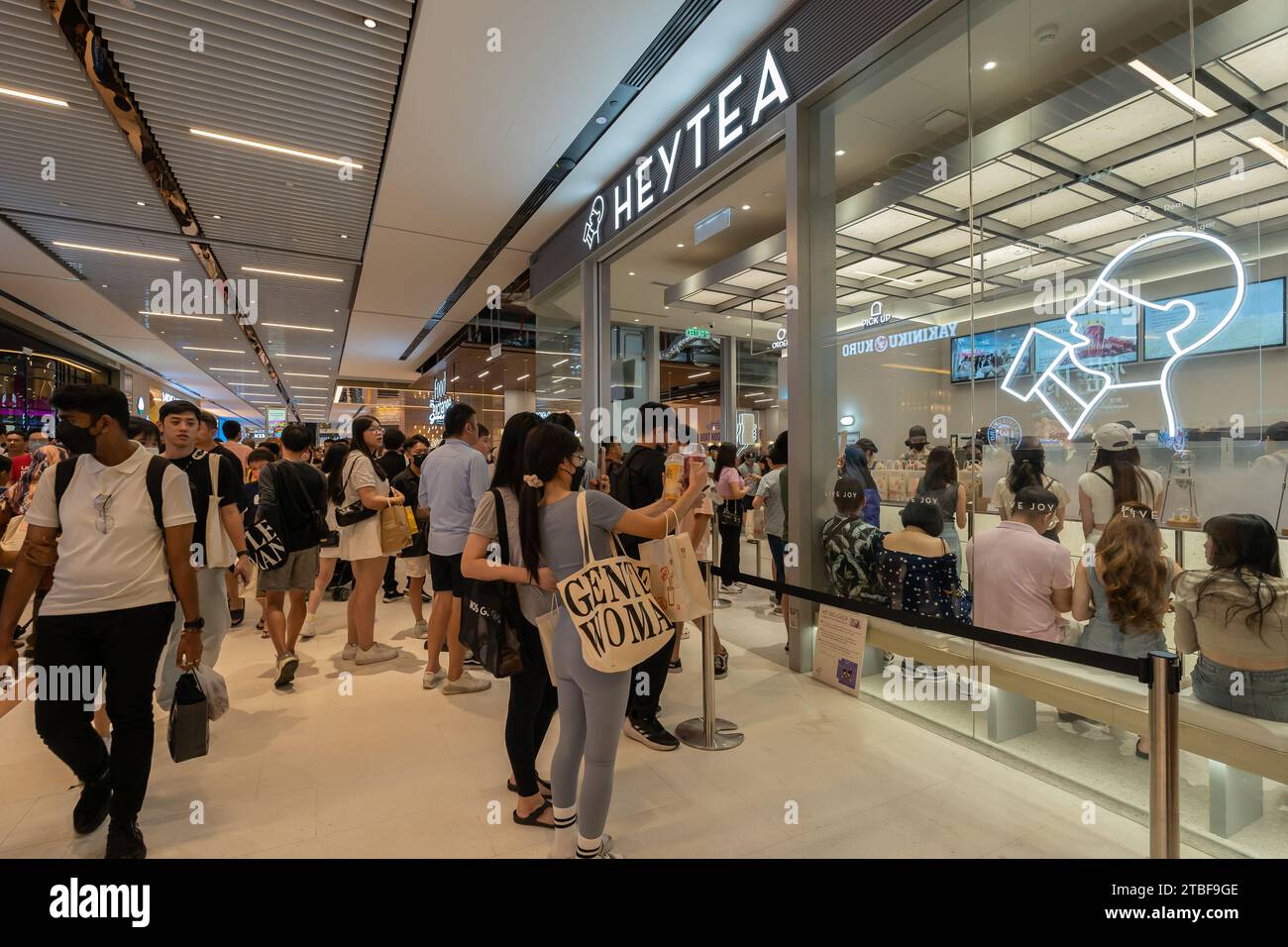 KL, Malaysia-Dec 2,2023 : People can seen queuing up to buy the ...