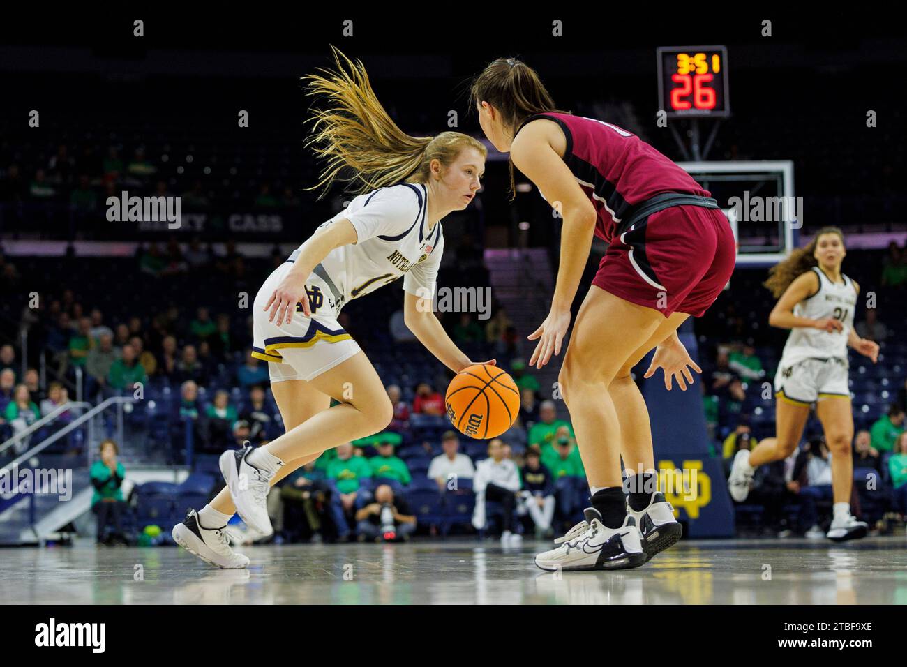 USA. 06th Dec, 2023. December 06, 2023: Notre Dame guard Anna DeWolfe ...