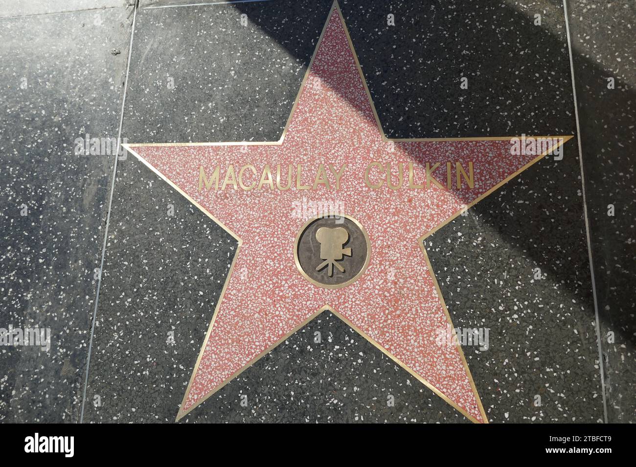 Catherine o'hara macaulay culkin hi-res stock photography and images ...