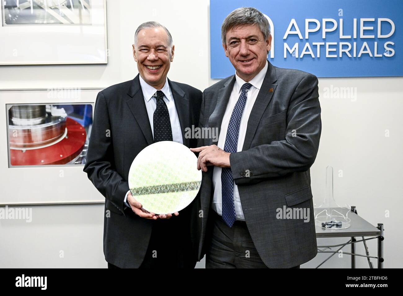 Applied materials hi-res stock photography and images - Alamy