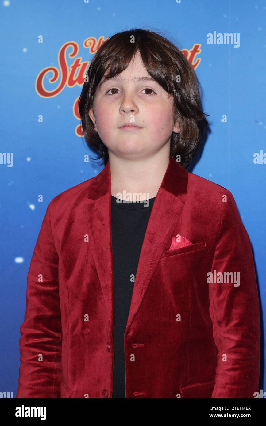 Paris, France. 06th Dec, 2023. Theodore Le Blanc attends the premiere ...