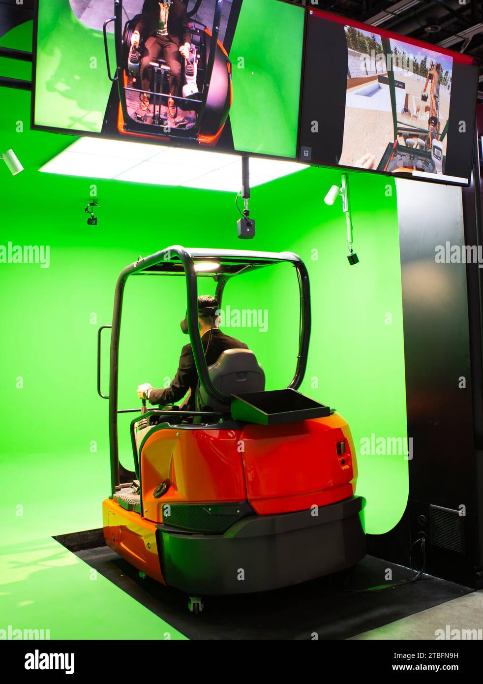 Vr farming hi-res stock photography and images - Alamy