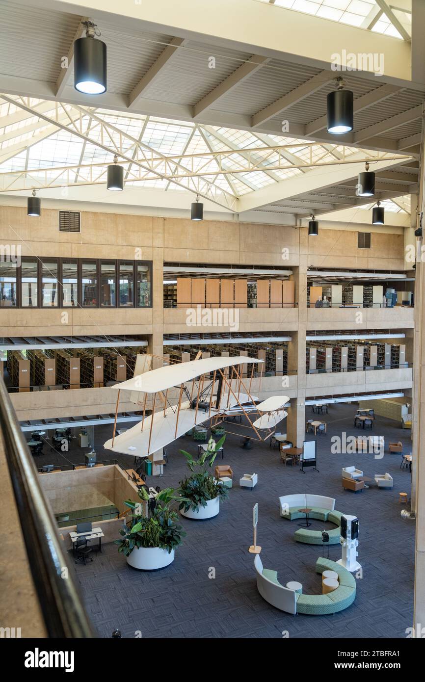 Dunbar library hi-res stock photography and images - Alamy