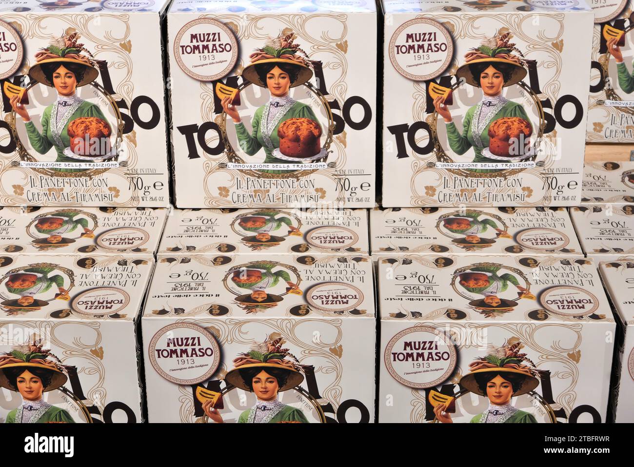 MUZZI TOMMASO BOXES OF ITALIAN CHRISTMAS PANETTONE ON DISPLAY INSIDE ...