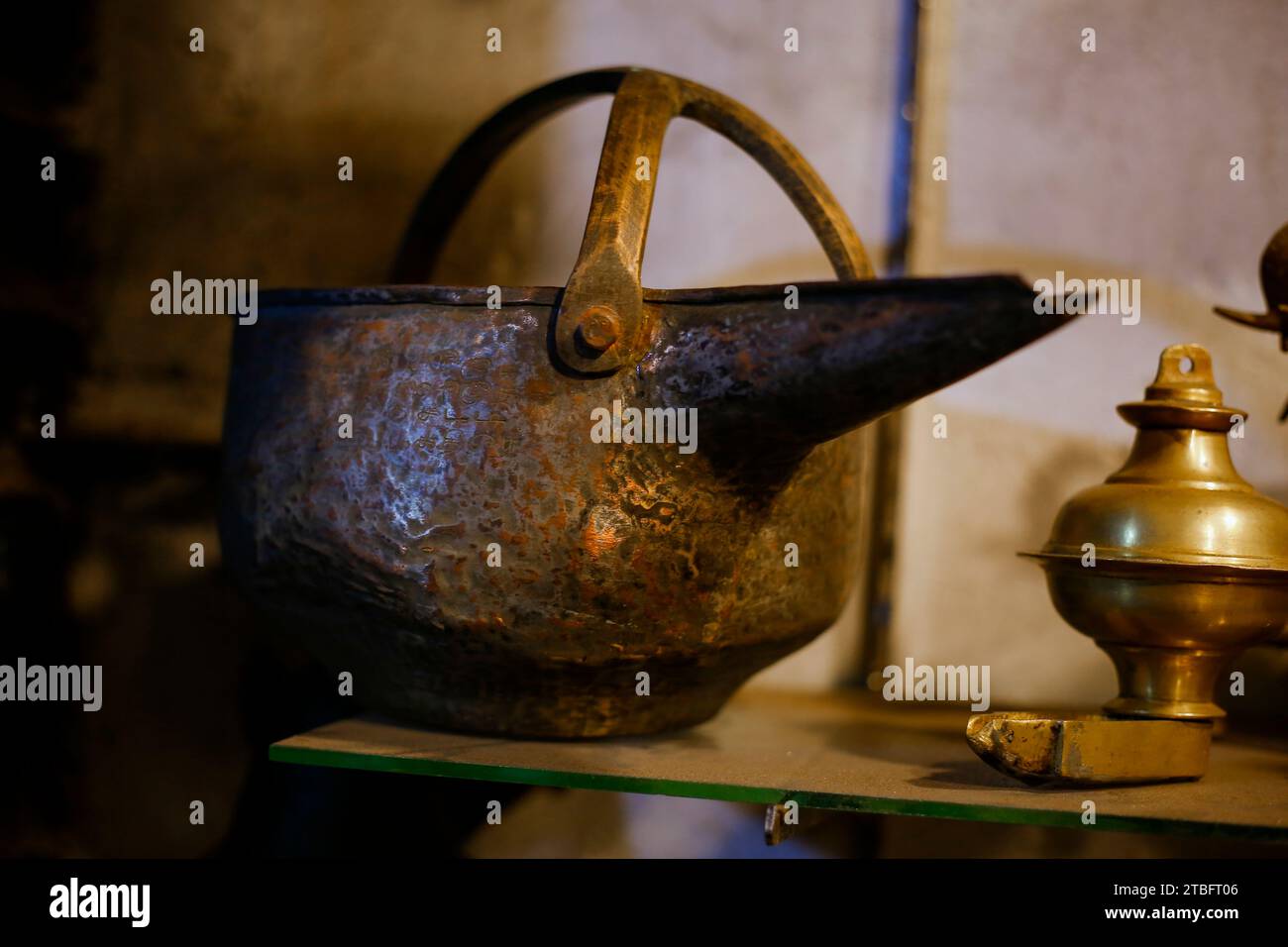 Traditional brass house item hi-res stock photography and images - Alamy