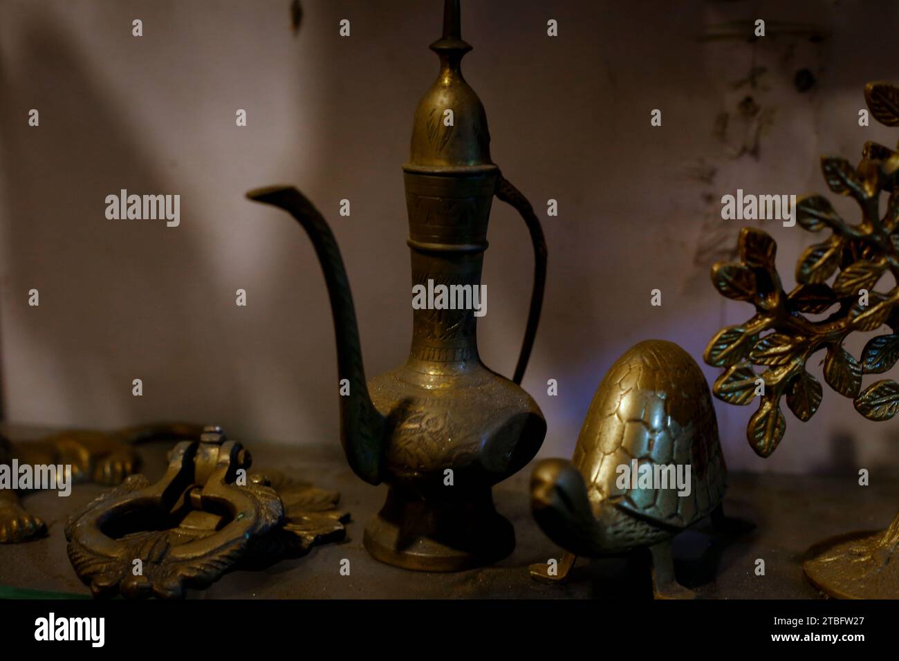 Traditional brass house item hi-res stock photography and images - Alamy