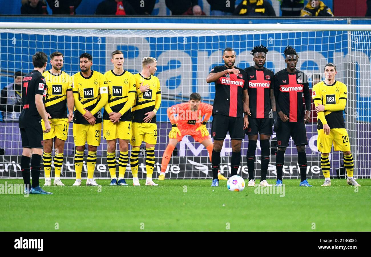Bundesliga, BayArena Leverkusen: Bayer Leverkusen vs Borussia Dortmund ...