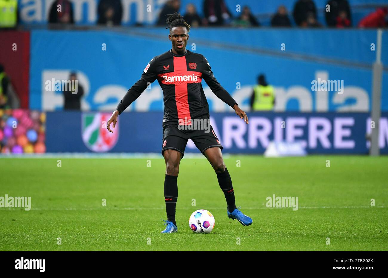 Bundesliga, BayArena Leverkusen: Bayer Leverkusen vs Borussia Dortmund ...