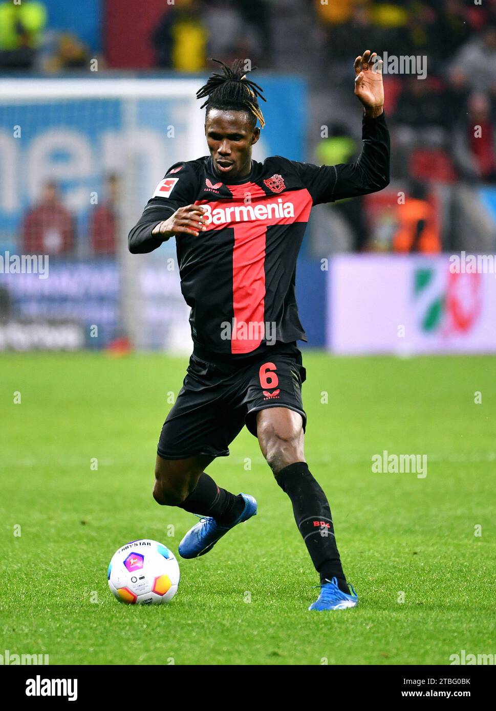 Bundesliga, BayArena Leverkusen: Bayer Leverkusen vs Borussia Dortmund ...